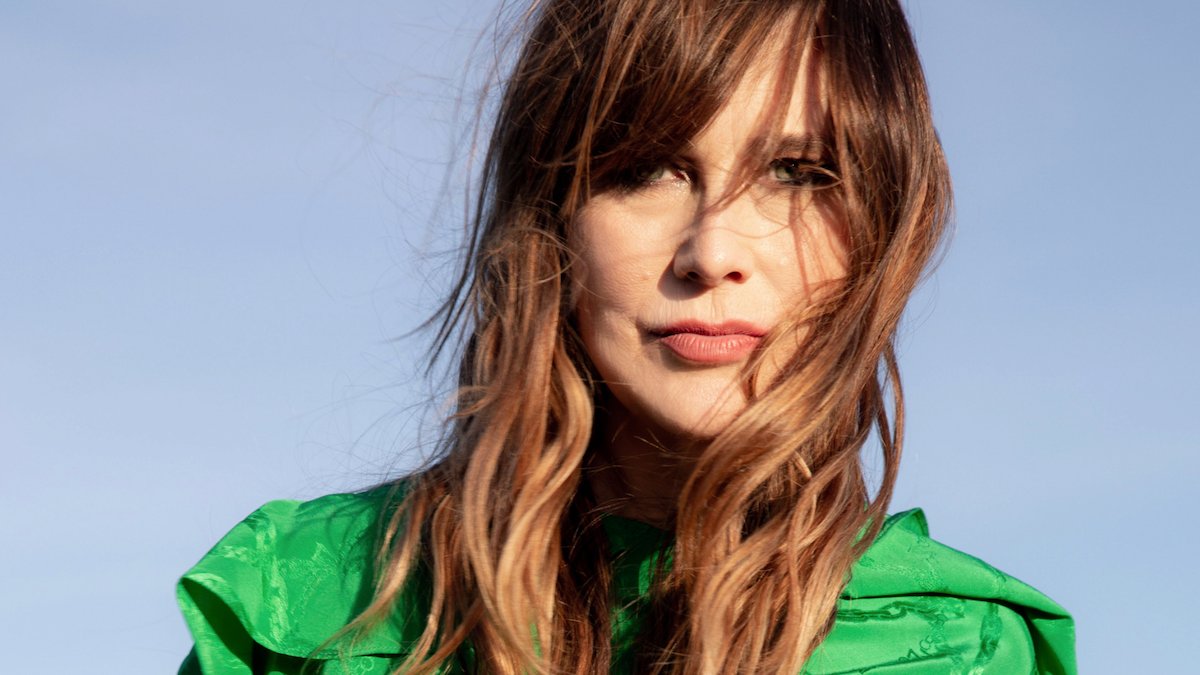 Louise Post partage son album solo Sleepwalker : Stream - Trendy Daddy