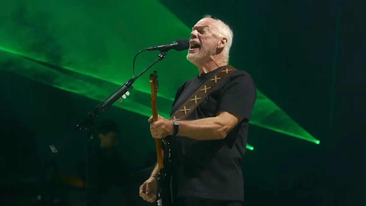 David Gilmour sort l’album live The Luck and Strange Concerts - Trendy ...